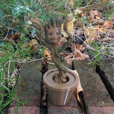 Dancing Groot / - Libria Store